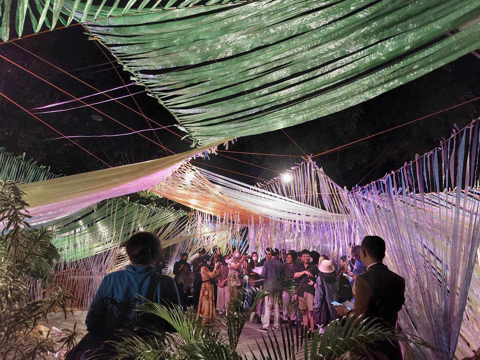 tina and joi #1 – Dea Widya